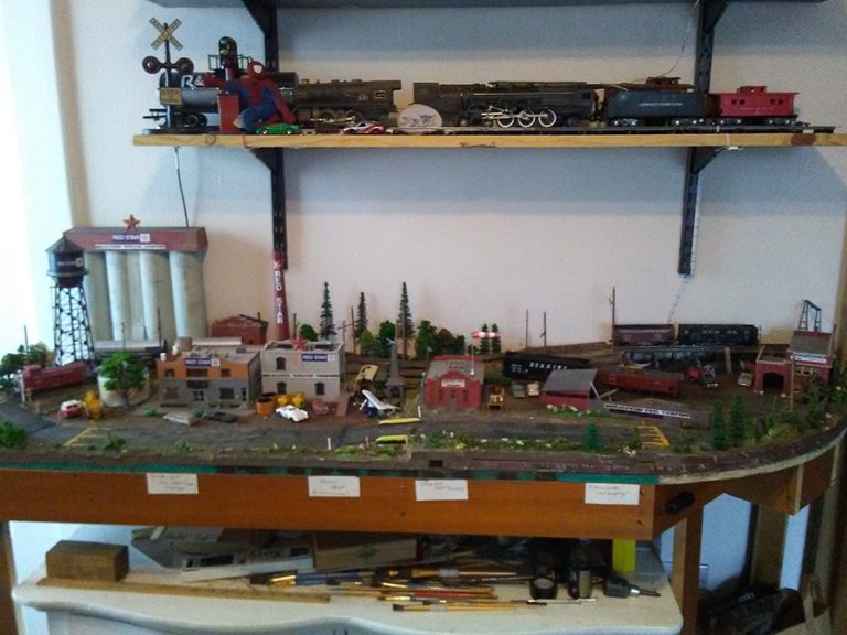 HO scale church - Model railroad layouts plansModel railroad layouts plans