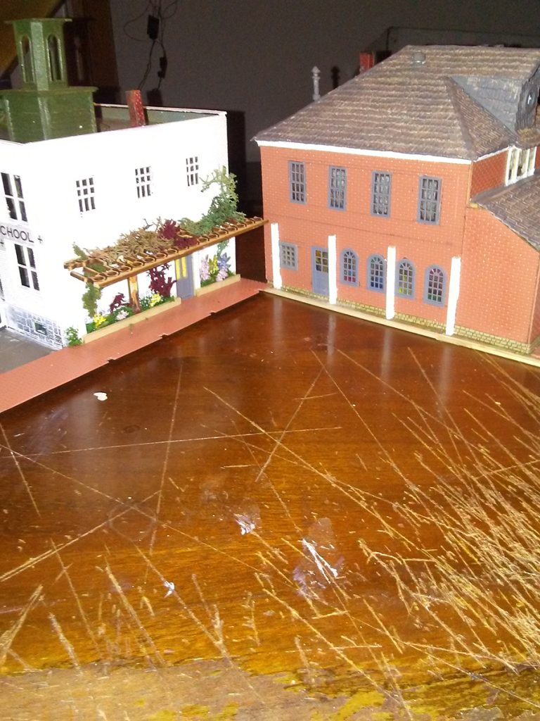 Brick school building HO scale - Model railroad layouts plansModel ...