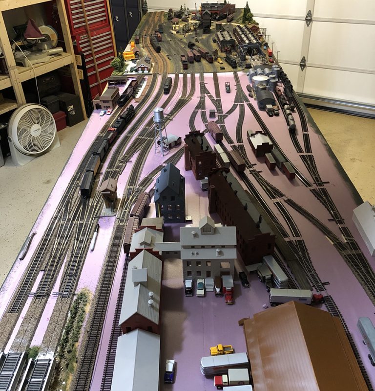 4x8 layouts for model trains - Model railroad layouts plansModel ...