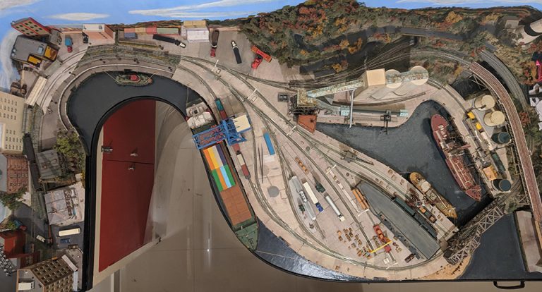 N scale harbor crane - Model railroad layouts plansModel railroad ...