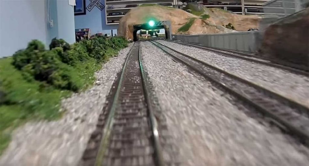 Model train crossing signals - Model railroad layouts plansModel ...