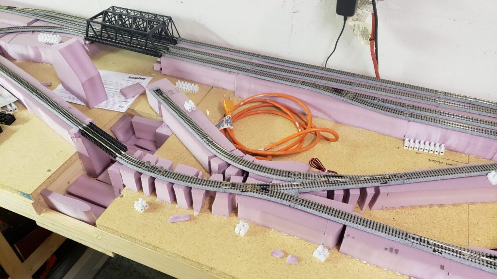 N-scale U-shaped layouts - Model railroad layouts plansModel railroad ...