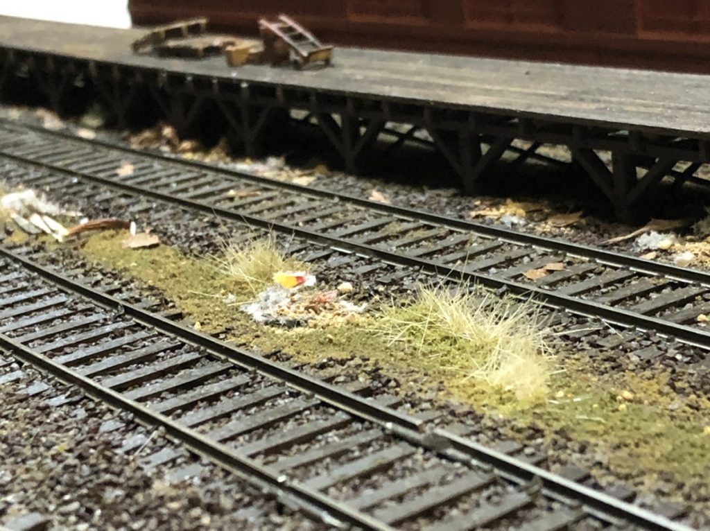 HO scale yard ballast - Model railroad layouts plansModel railroad ...