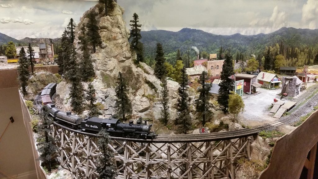 Dave's HO scale model railroad - Model railroad layouts plansModel ...