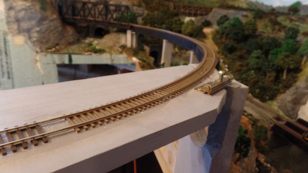 HO scale bridge supports - Model railroad layouts plansModel railroad ...