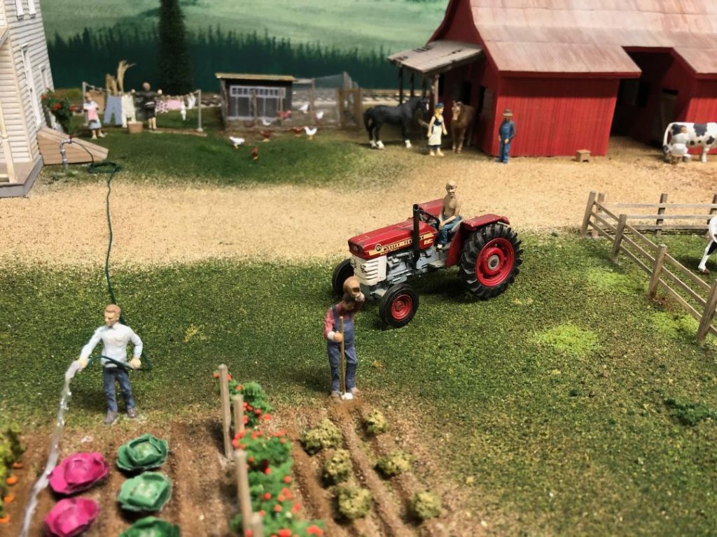 HO scale farmhouse - Model railroad layouts plansModel railroad layouts ...