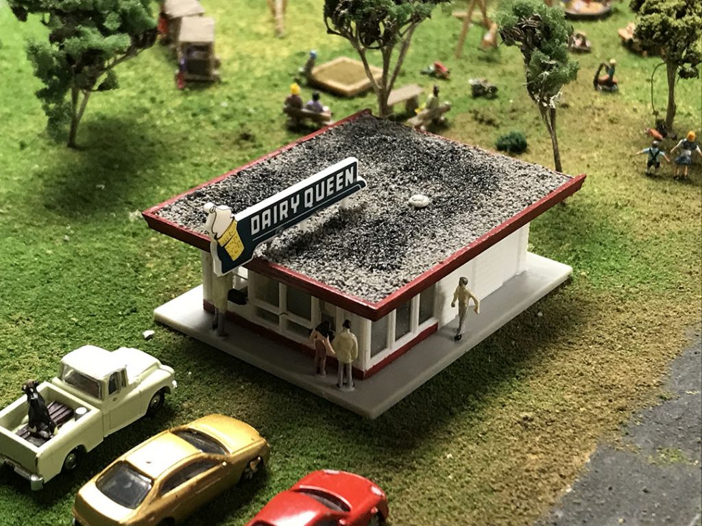 HO scale farmhouse - Model railroad layouts plansModel railroad layouts ...