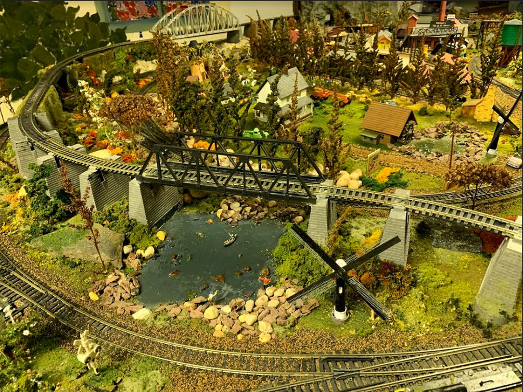 HO scale atlas track - Model railroad layouts plansModel railroad ...