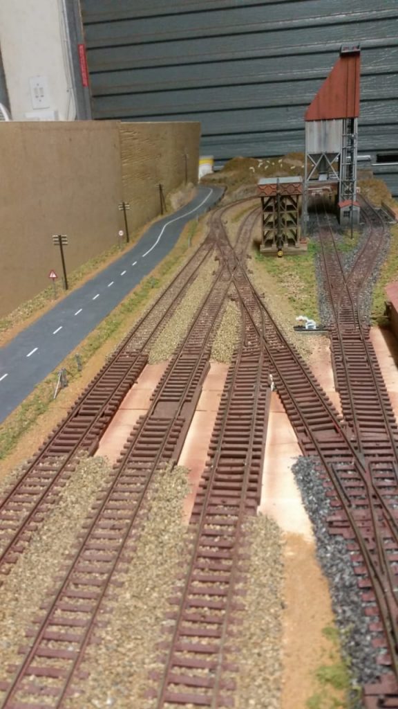 Garage model railroad - Model railroad layouts plansModel railroad ...