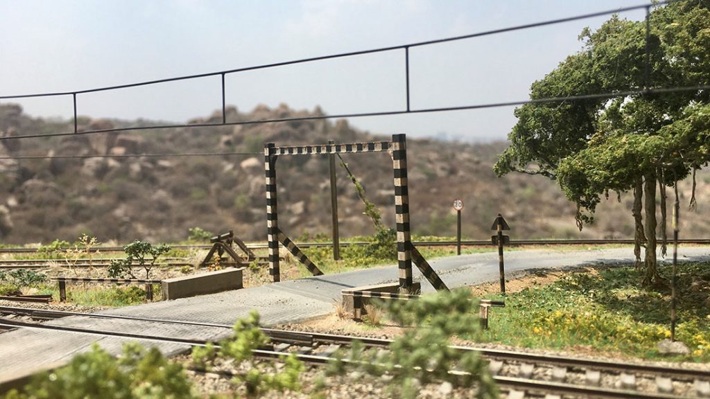 HO scale railroad signs - Model railroad layouts plansModel railroad ...