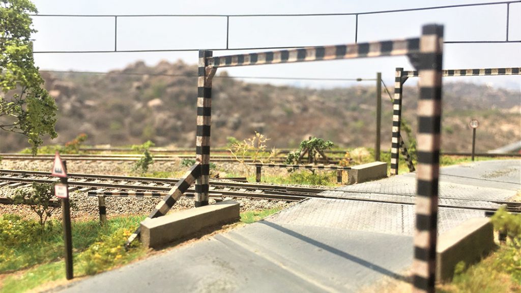 HO scale railroad signs - Model railroad layouts plansModel railroad ...