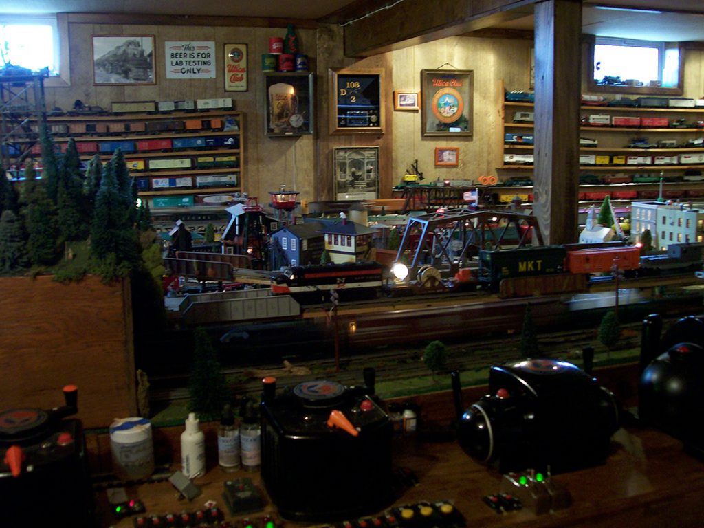 Lionel train layouts post war - Model railroad layouts plansModel ...