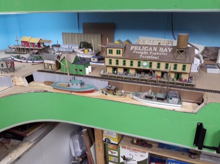 HO scale waterfront shelf layout - Model railroad layouts plansModel ...