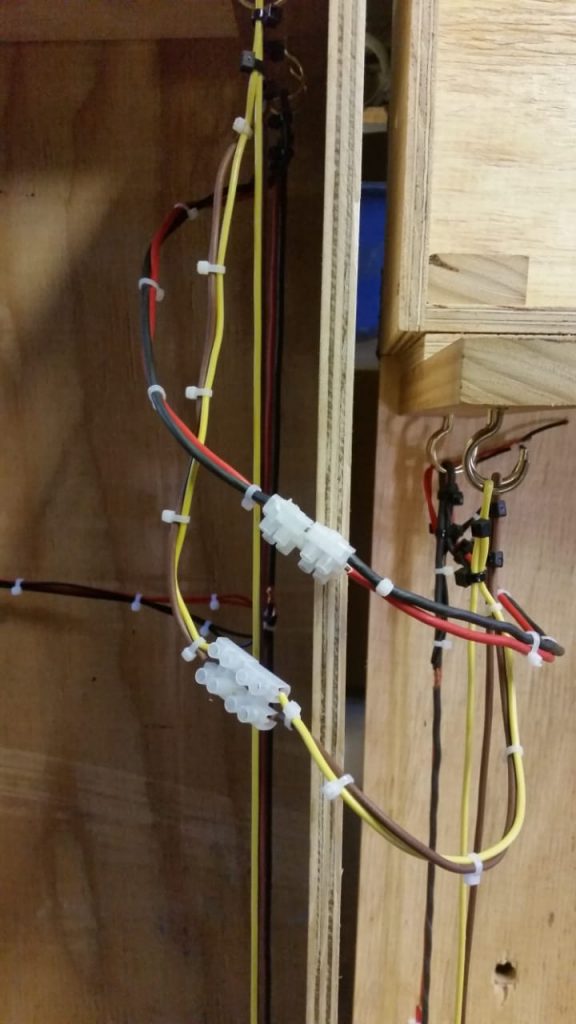 Lionel train layouts post war - Model railroad layouts plansModel ...