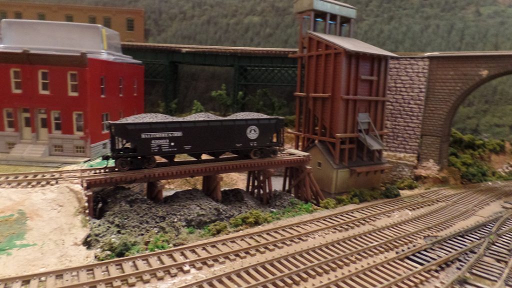 HO scale coal dump - Model railroad layouts plansModel railroad layouts ...