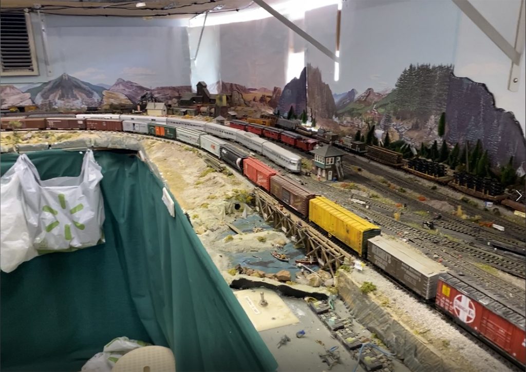 HO scale double dog bone - Model railroad layouts plansModel railroad ...