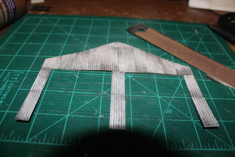 John scratch builds an engine shed - Model railroad layouts plansModel ...