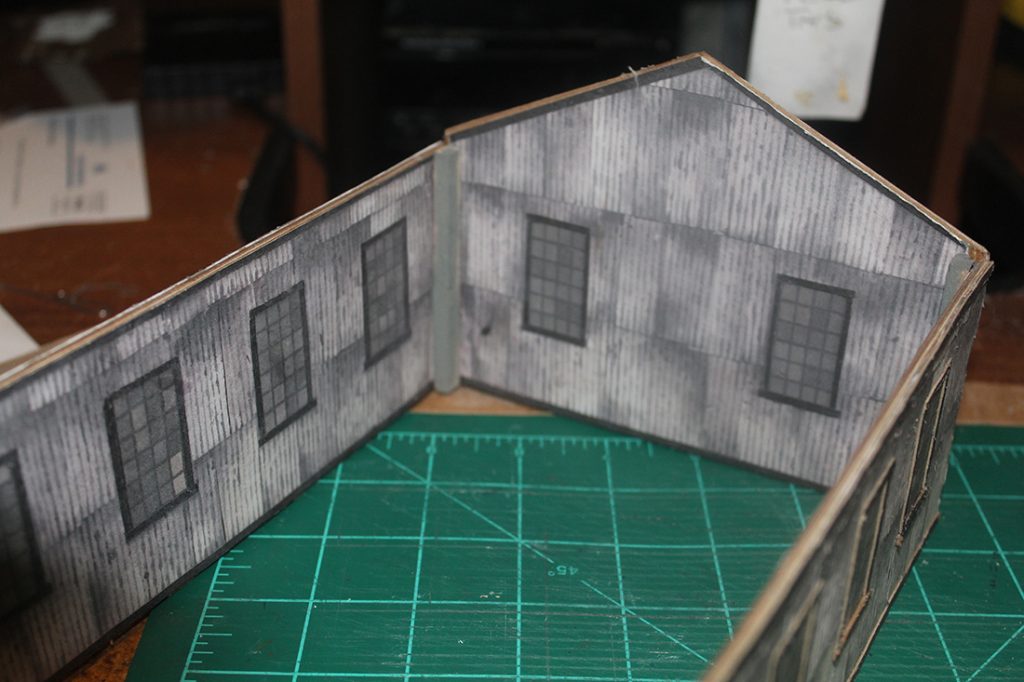 John scratch builds an engine shed - Model railroad layouts plansModel ...