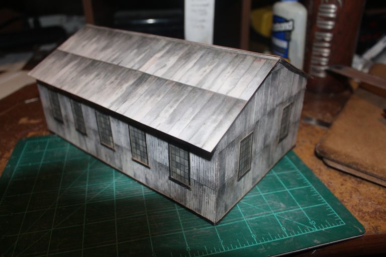 John scratch builds an engine shed - Model railroad layouts plansModel ...