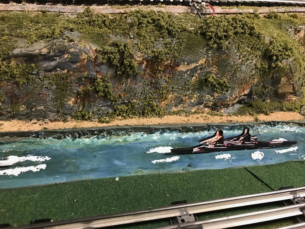 N scale 8x4 - Bruce's - Model railroad layouts plansModel railroad ...