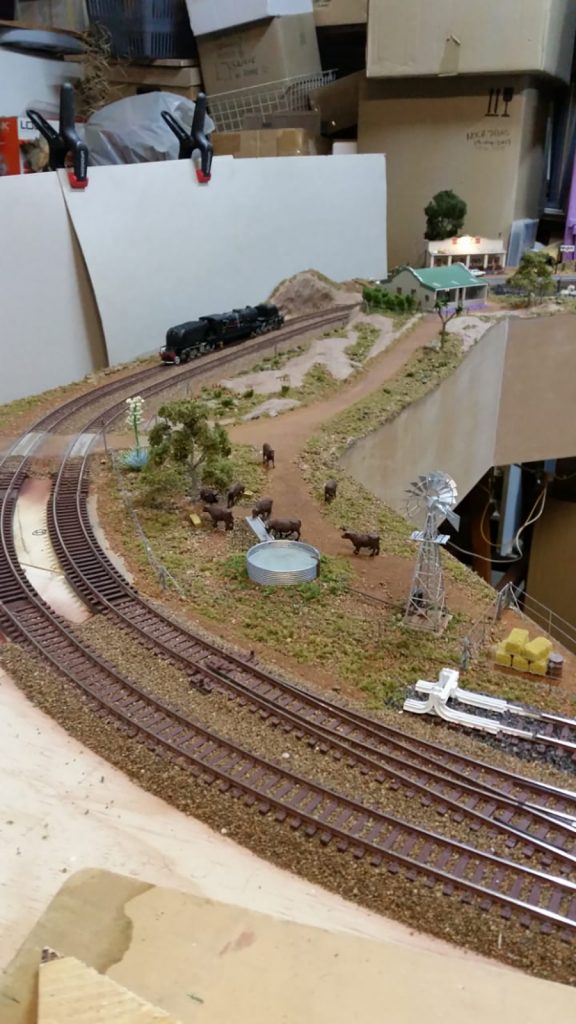 N scale hotel - Model railroad layouts plansModel railroad layouts plans