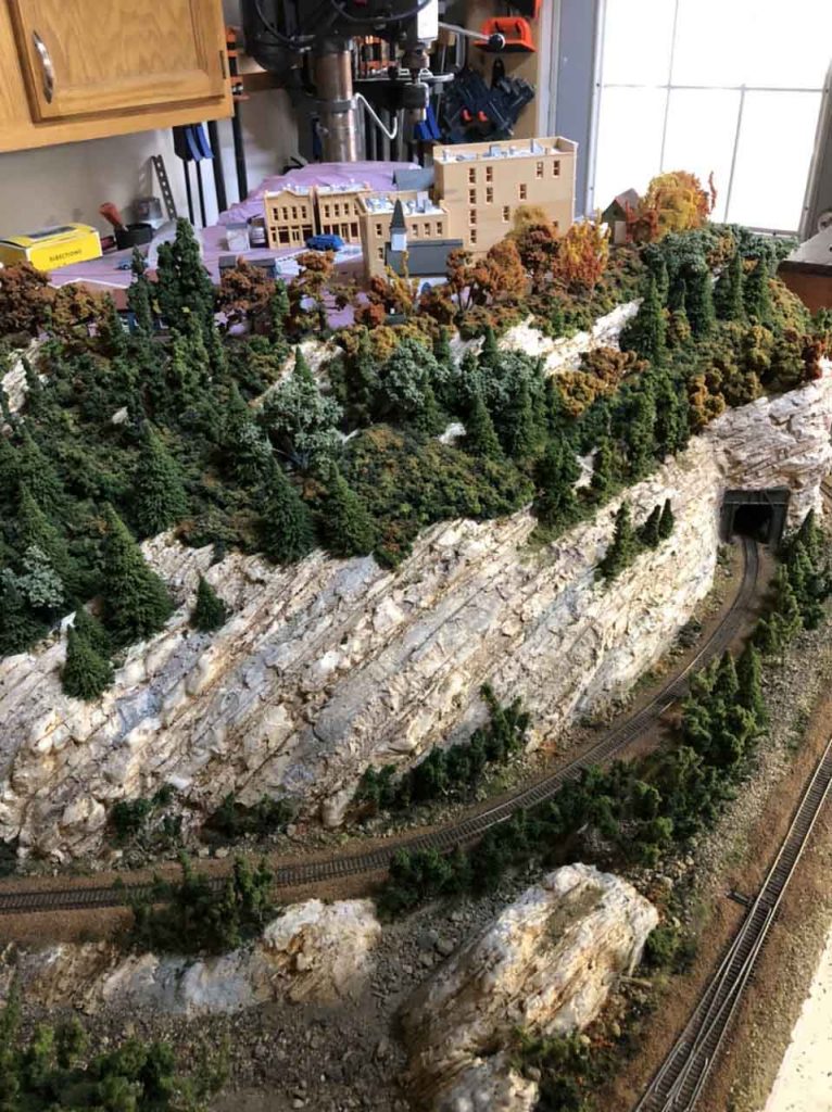 N scale mountain - Bill's update - Model railroad layouts plansModel ...