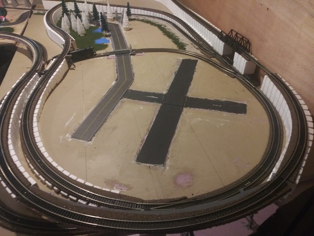 Building a HO layout - Model railroad layouts plansModel railroad ...