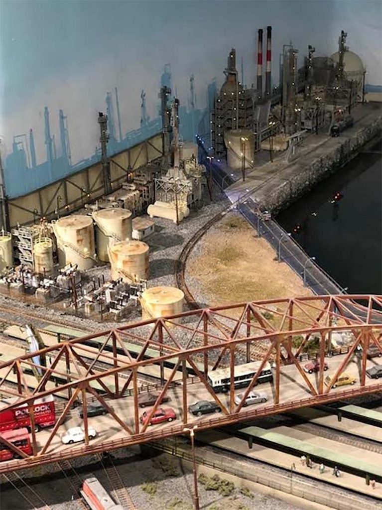 N scale oil refinery - Model railroad layouts plansModel railroad ...