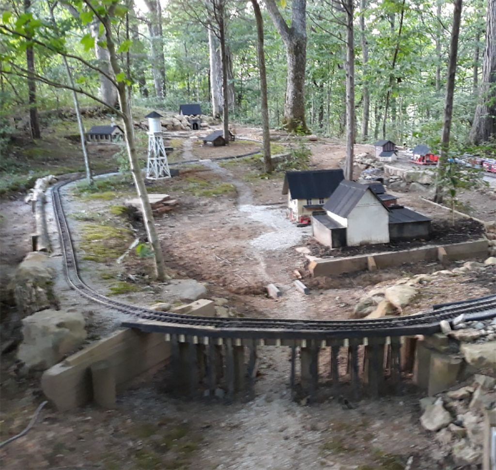 G scale train models - Model railroad layouts plansModel railroad ...