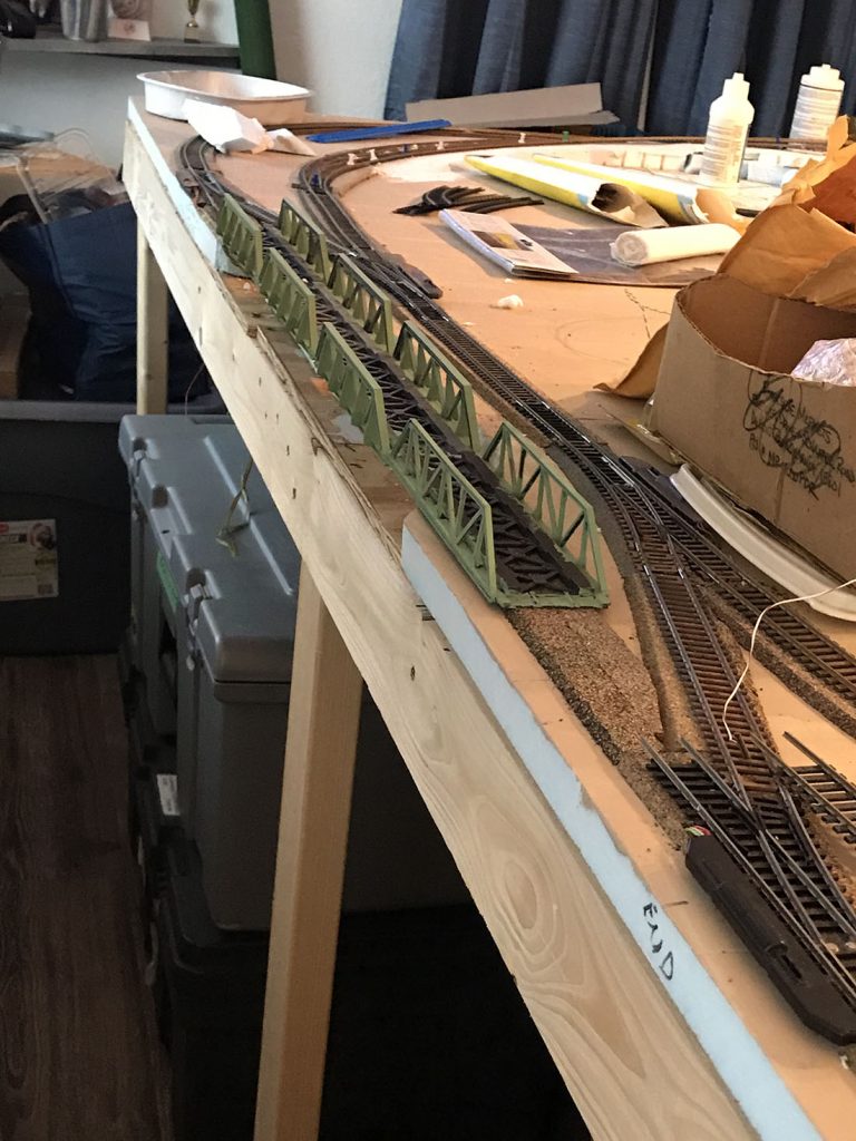 4x8 HO scale layout - Model railroad layouts plansModel railroad ...