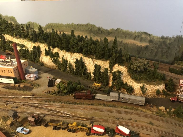 N scale backdrop - Model railroad layouts plansModel railroad layouts plans