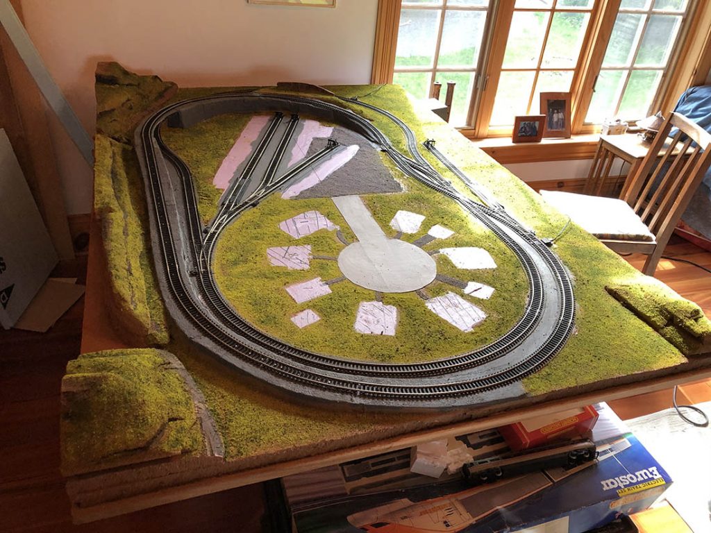 Simple model train layout - Model railroad layouts plansModel railroad ...