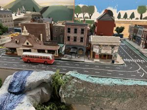 HO scale multi level layout - Model railroad layouts plansModel ...