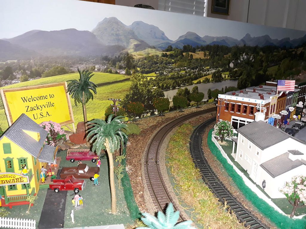 HO backdrops - Model railroad layouts plansModel railroad layouts plans