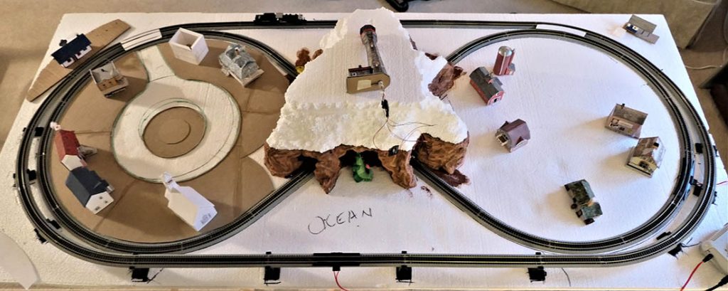 N scale harbor scene - Model railroad layouts plansModel railroad ...