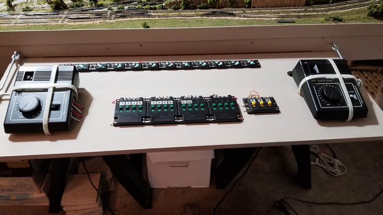 Atlas N scale track - Model railroad layouts plansModel railroad ...