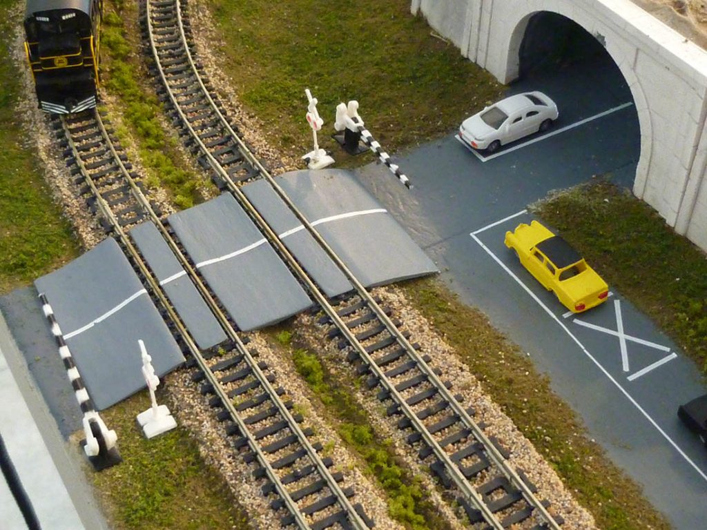 Atlas N scale track - Model railroad layouts plansModel railroad ...