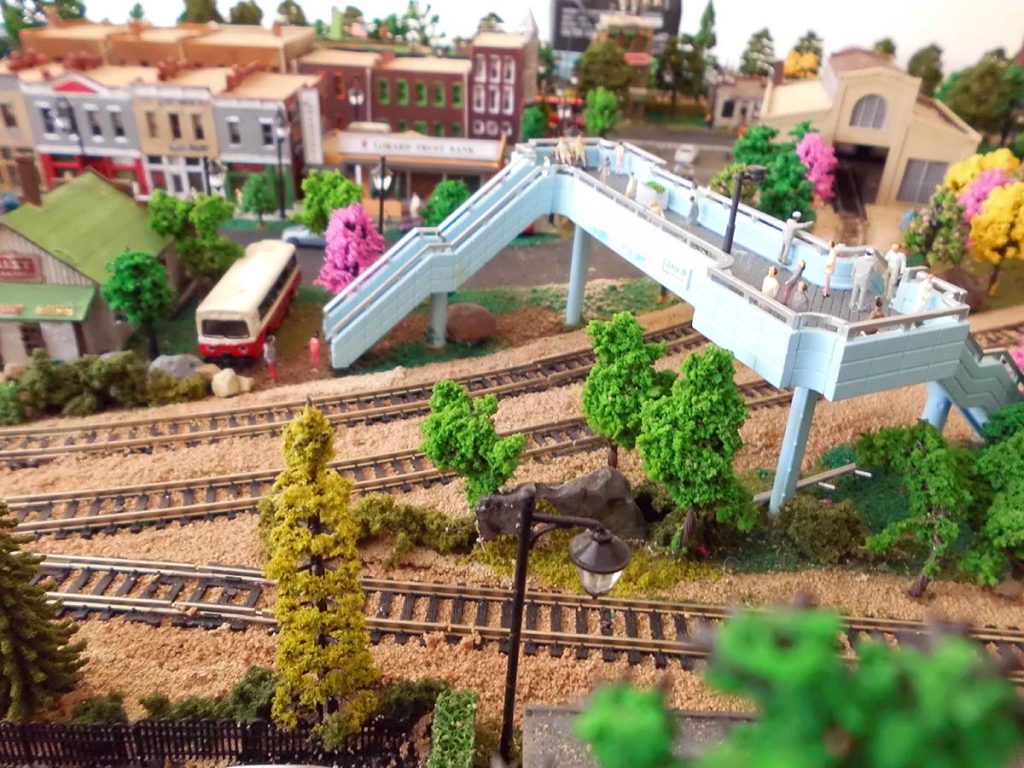 Atlas track - Jim's HO railroad story - Model railroad layouts ...