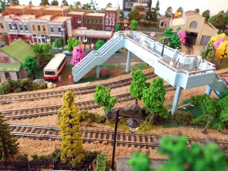 Atlas track - Jim's HO railroad story - Model railroad layouts ...