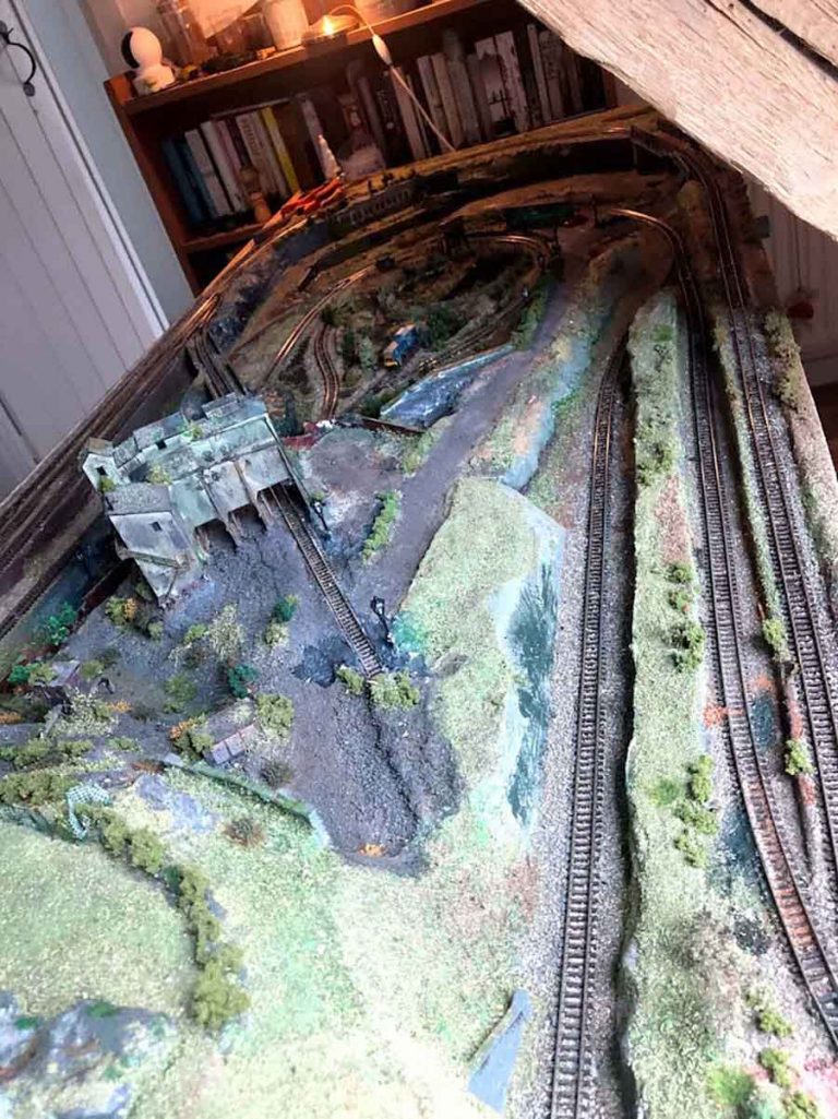 N scale door layout - Model railroad layouts plansModel railroad ...