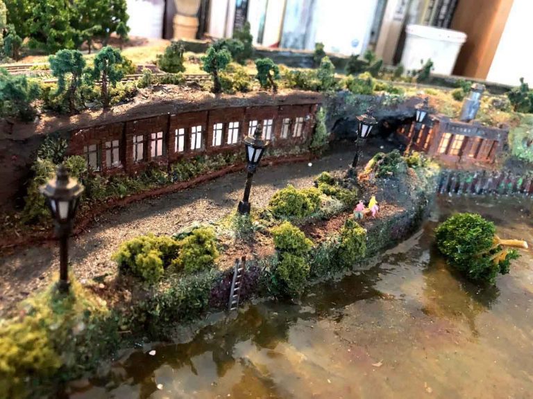 N scale door layout - Model railroad layouts plansModel railroad ...