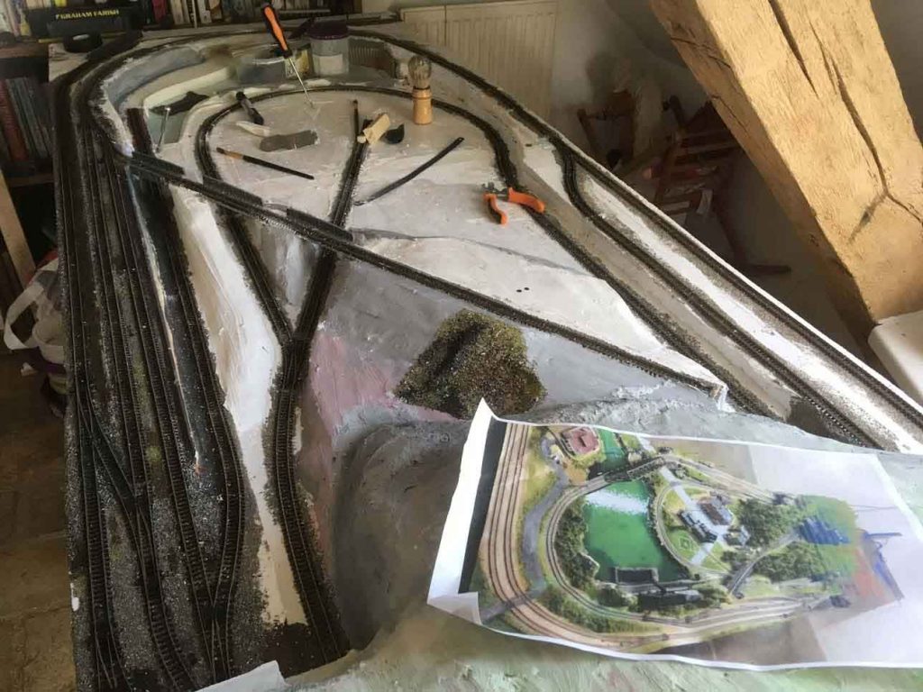 N scale door layout - Model railroad layouts plansModel railroad ...