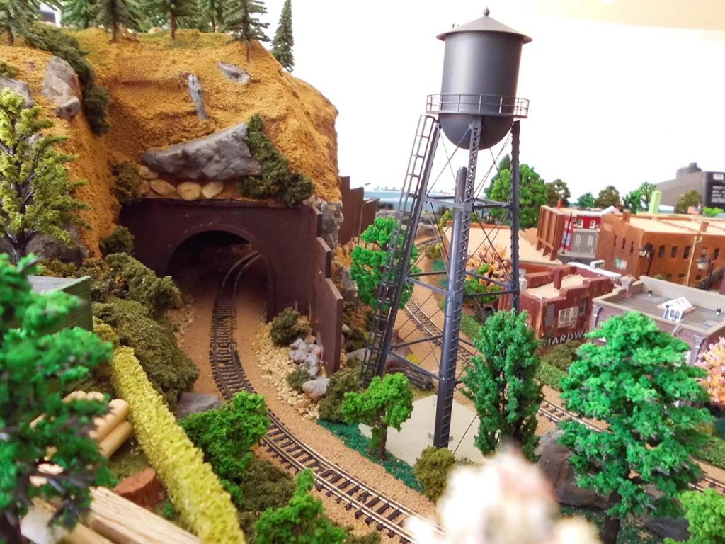 Atlas track - Jim's HO railroad story - Model railroad layouts ...