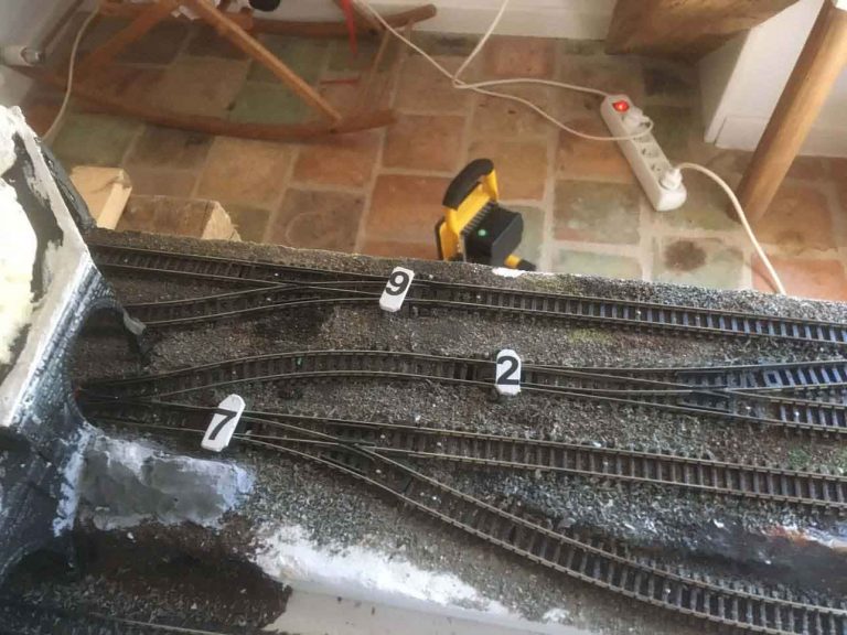 N scale door layout - Model railroad layouts plansModel railroad ...