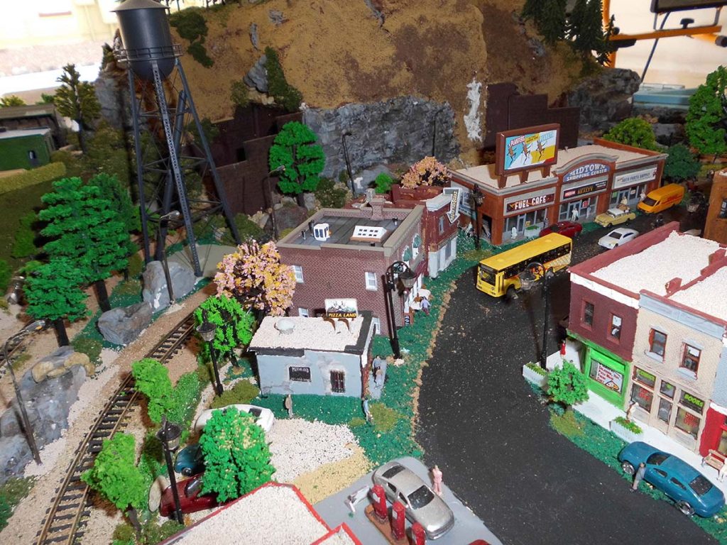 Atlas track - Jim's HO railroad story - Model railroad layouts ...