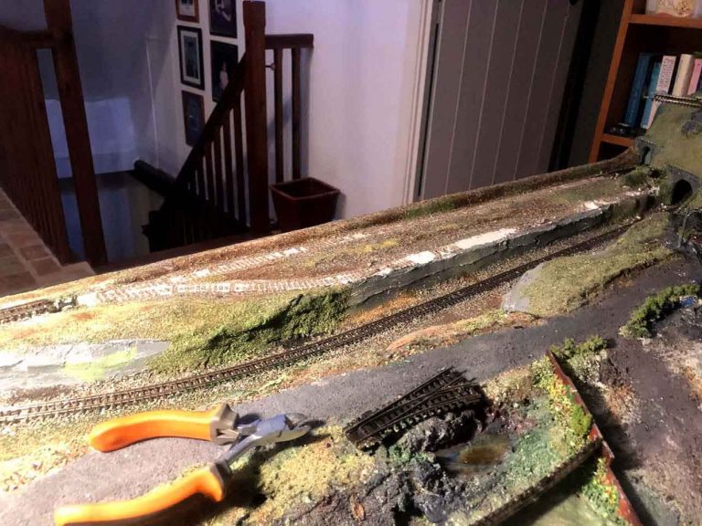 N scale door layout - Model railroad layouts plansModel railroad ...