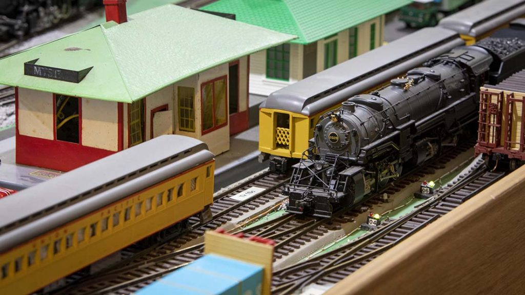S scale model train layouts - Model railroad layouts plansModel ...
