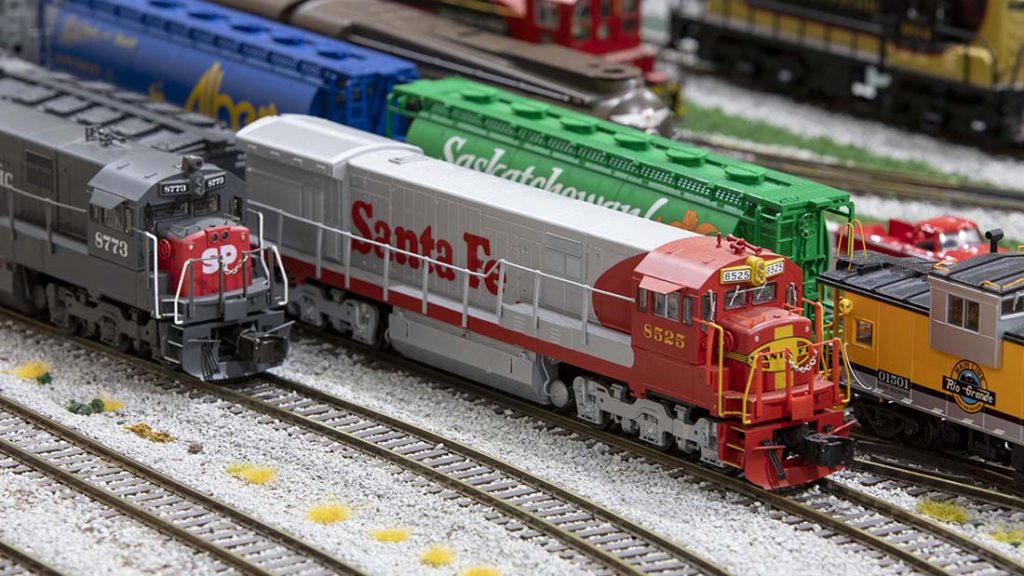 S scale model train layouts - Model railroad layouts plansModel ...