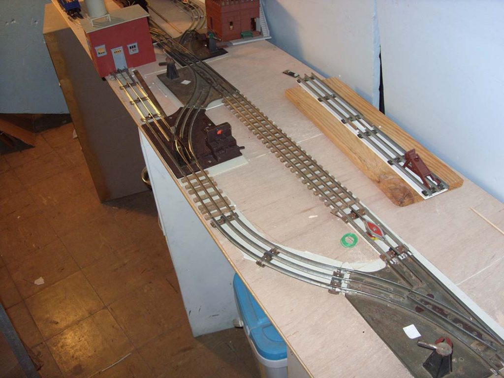 Basement train layouts - Model railroad layouts plansModel railroad ...