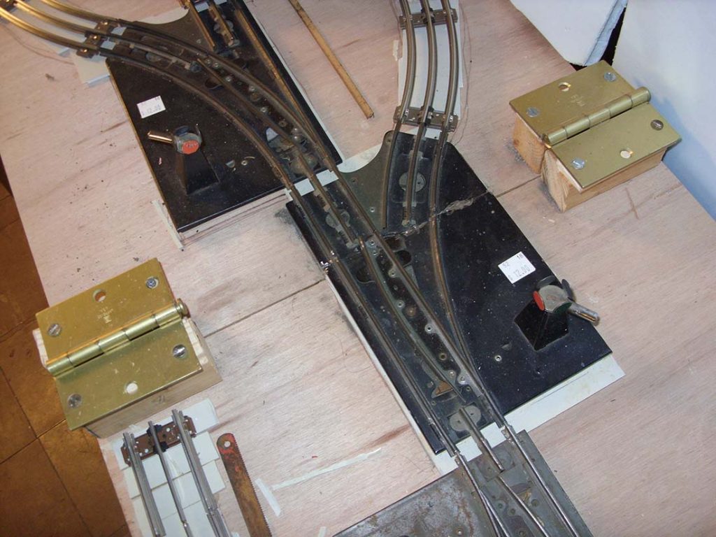 Basement train layouts - Model railroad layouts plansModel railroad ...